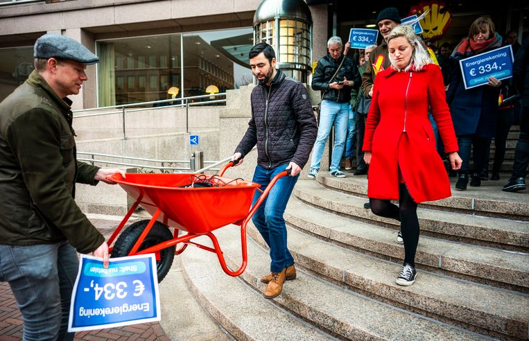 Het hapert bij de SP, en de partij strompelt door de campagne | De ...