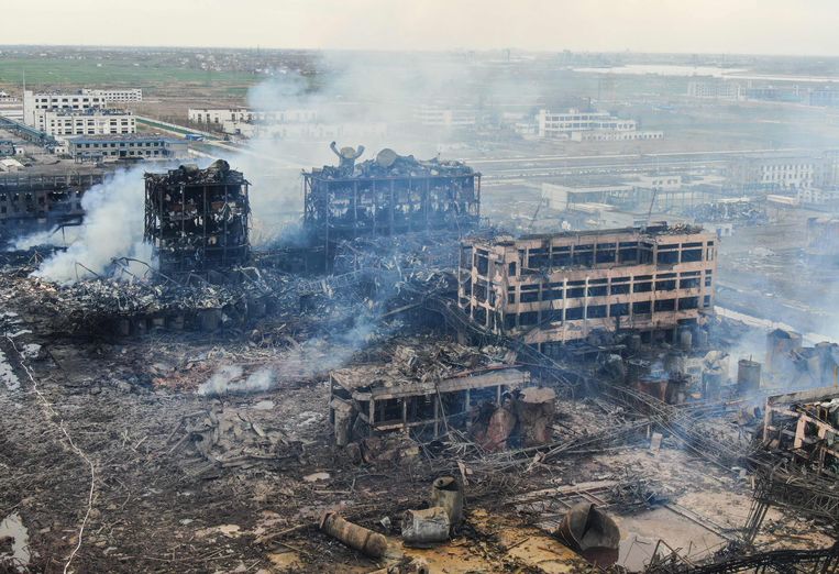 Zeker 64 doden door grote explosie in chemische fabriek China | De ... Zeker 64 doden door grote explosie in chemische fabriek China | De ...