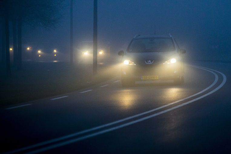 Code rood voor noorden van Nederland vanwege dichte mist, dodelijk ...