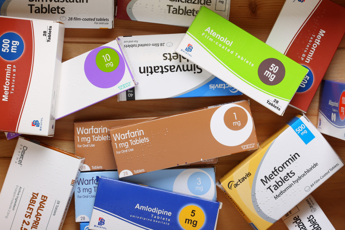 Sticker op medicijn met 'breng mij terug' | Foto | AD.nl