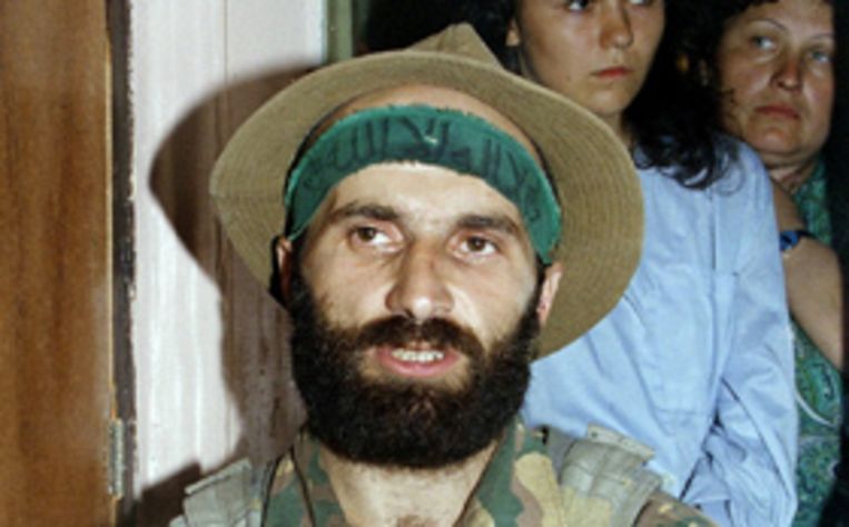 'Tsjetsjeense opstandeling Sjamil Basajev gedood' | De Volkskrant