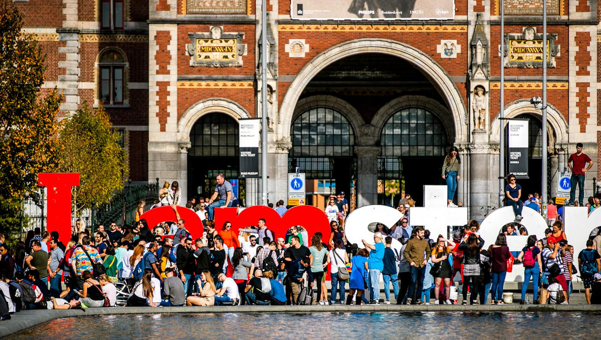 Actie voor I amsterdam-letters: 'Individualistisch? Kul' | Het Parool