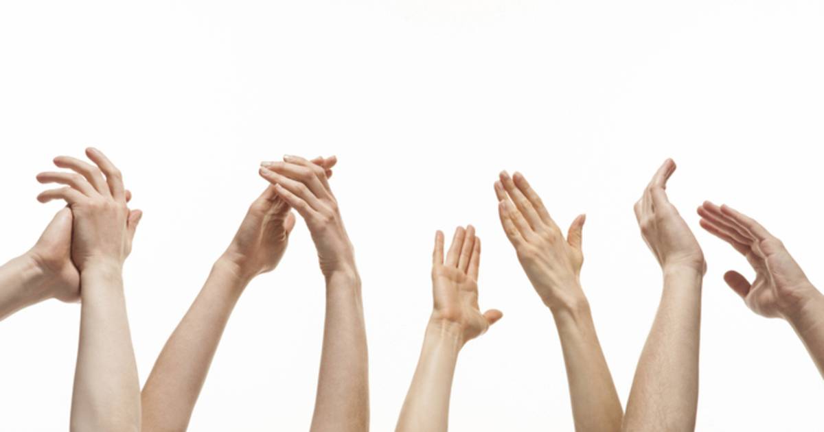 Snelle handjes: deze man kan 802 keer klappen in 1 minuut | Bizar | hln.be