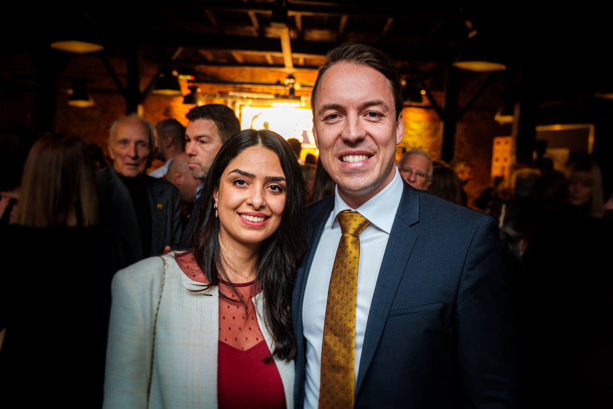 Sam Van Rooy volgt Filip Dewinter op in Antwerpse VB-fractie: ‘Een anti-islamiseringstandem ...