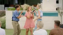 Medley: Hanne, Billi en Paak brengen de hit 'Walk on Water' - Regi Academy