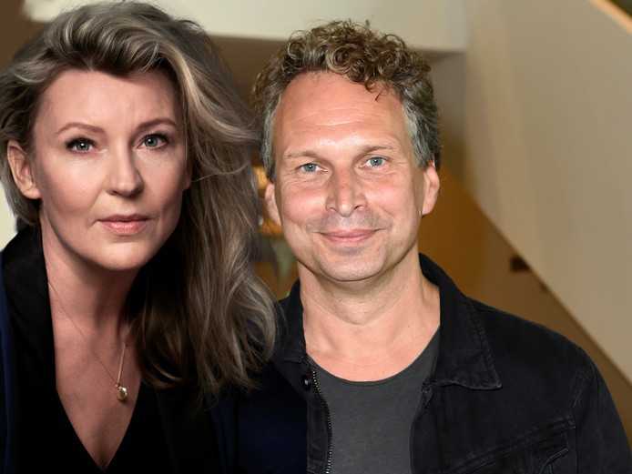 ‘Ronald Molendijk is een blaaskaak uit het stenen tijdperk’ | Saskia ...