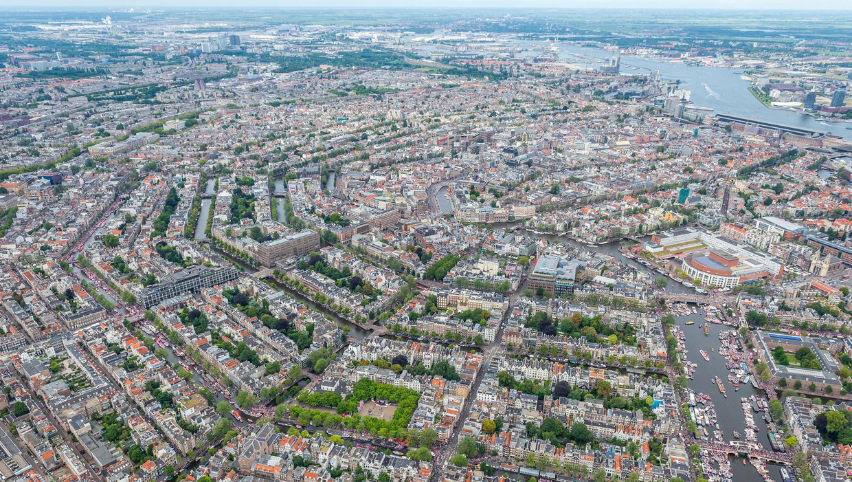 Amsterdam stijgt op lijstje duurste steden | Het Parool