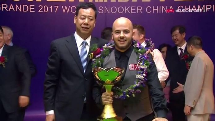 Luca Brecel boekt grootste triomf ooit en komt top 16 binnen | Meer ...