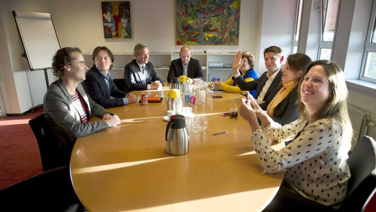Wethouders Amsterdam Bekend Zes Mannen En Twee Vrouwen De Volkskrant