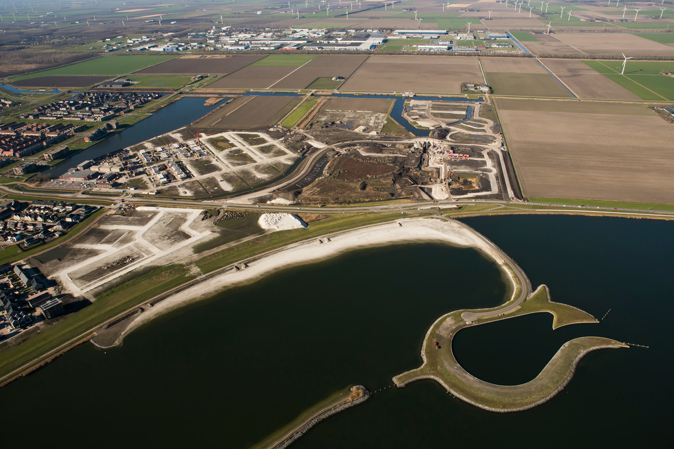 Tulpeiland Zeewolde is eindelijk klaar; maar wie wil er een bed ...