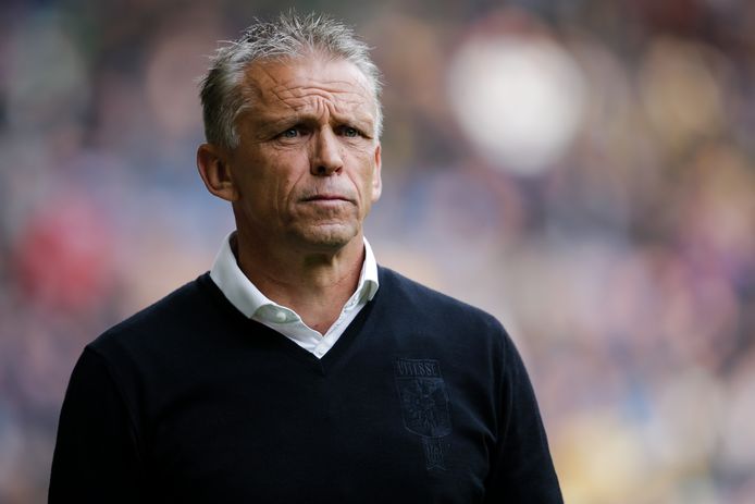 Clubicoon Edward Sturing topkandidaat voor trainerspost bij Vitesse ...