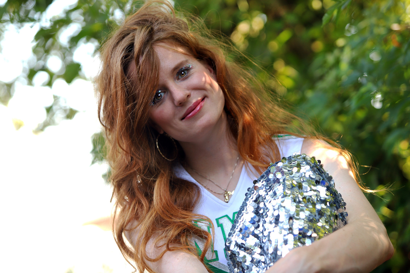 Zangeres Merol wilde met ‘Geen Reet’ bijdrage leveren aan body ...