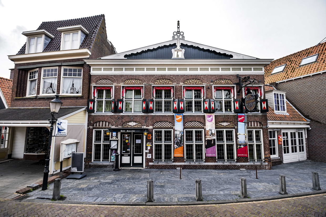 Met het faillissement van Volendams hotel Spaander verdwijnt een ...