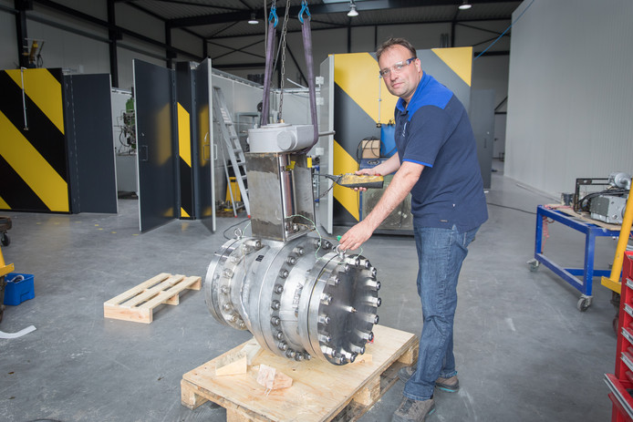 Bedrijf uit Goes bouwt zelf robot voor industrieel onderhoud: 'De cobot ...