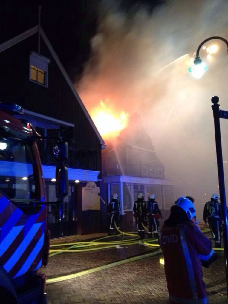 Volendam schrikt op door brand | De Volkskrant