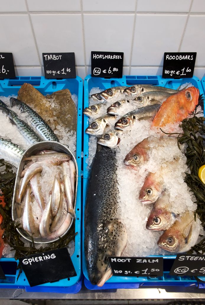 Nieuwe viswinkel op het Plein in Vlijmen | Waalwijk, Heusden e.o. | bd.nl