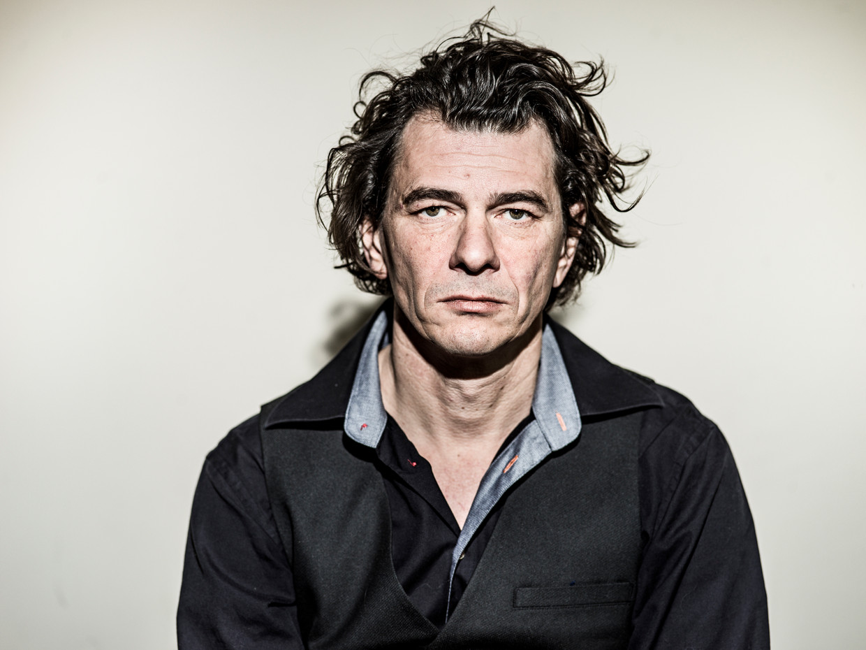 'Onze verslaggever in de leegte. Ongedateerde dagboeken’: het eerste ...