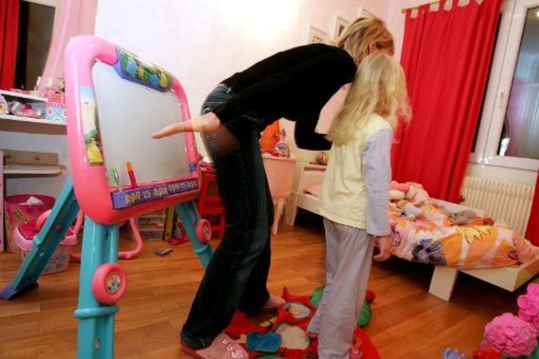 Rechter Laat Ouders De Keuze Boete Of Pak Voor De Broek Bizar Hln