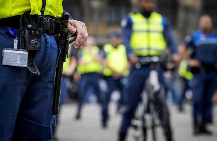 De toezichthouder boa's van de politie Amsterdam gaat geen verder ...