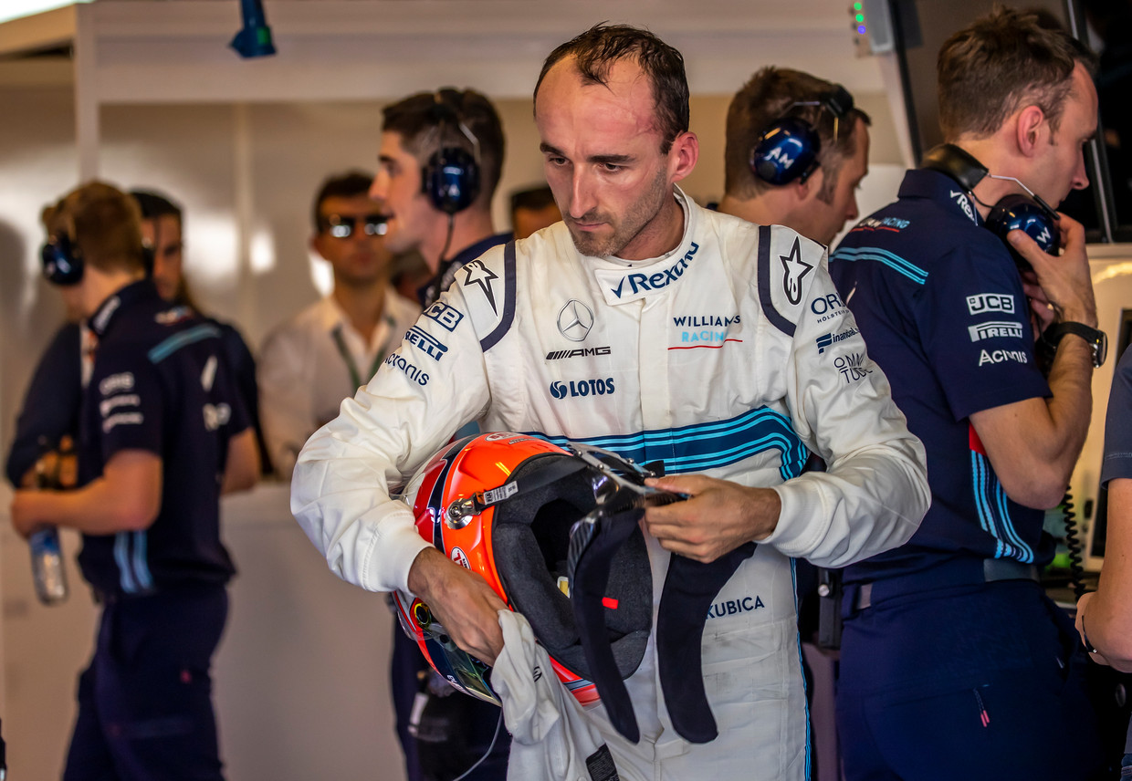 Hoe dun zijn arm ook is, de Pool Robert Kubica stapt weer in een F1 ...