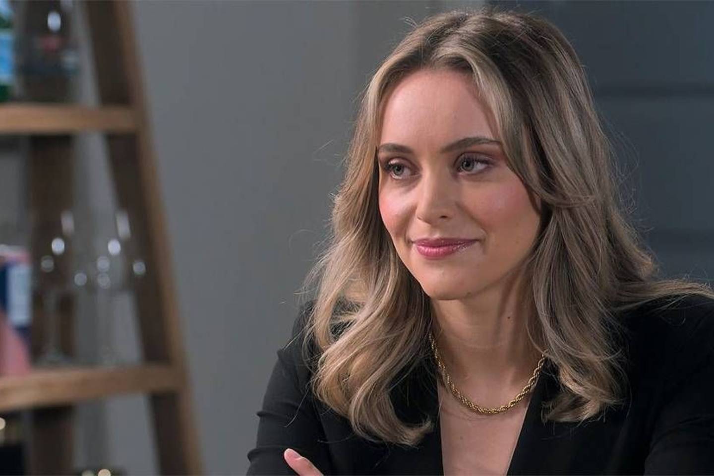 Neighbours - Net5 - dinsdag 09 juni 2026 - 14:30 - TV-Gids