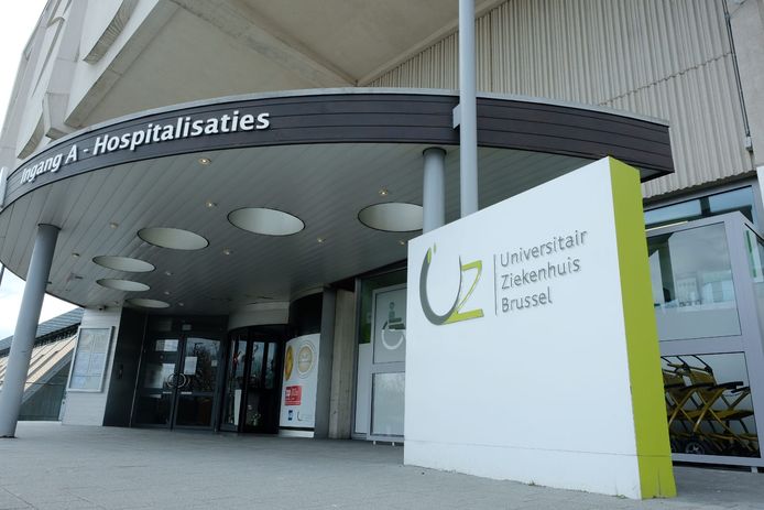 UZ Brussel stopt samenwerking met diensthoofd intensieve zorgen ...