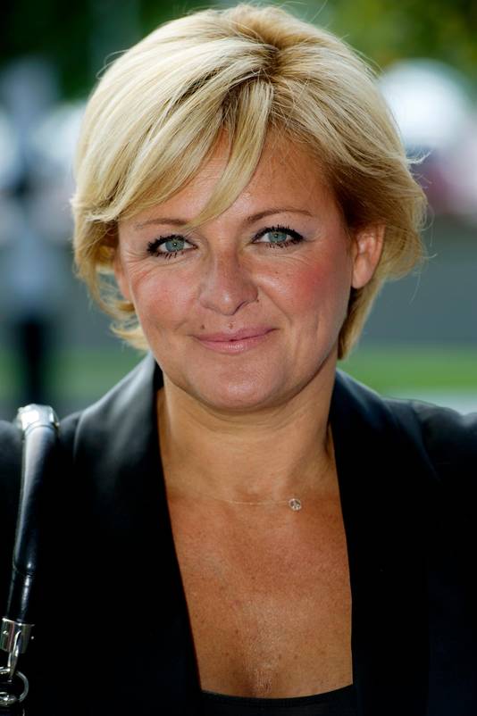 Caroline Tensen heeft haar tv-kijkcijferhit weer terug | Show | AD.nl