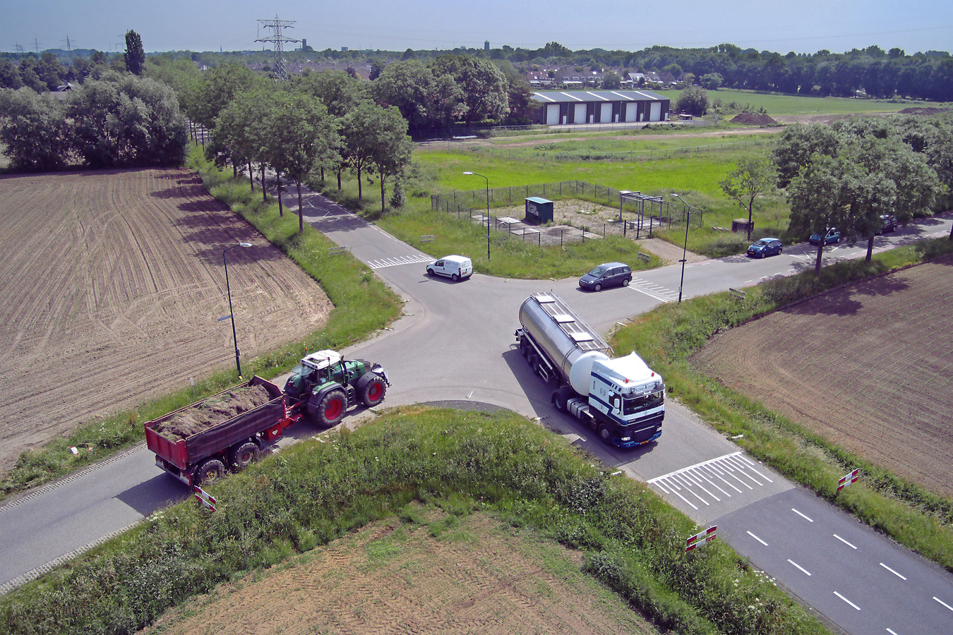 Zeker 10 ongelukken in 4 jaar tijd: dit is de gevaarlijkste kruising ... Zeker 10 ongelukken in 4 jaar tijd: dit is de gevaarlijkste kruising ...