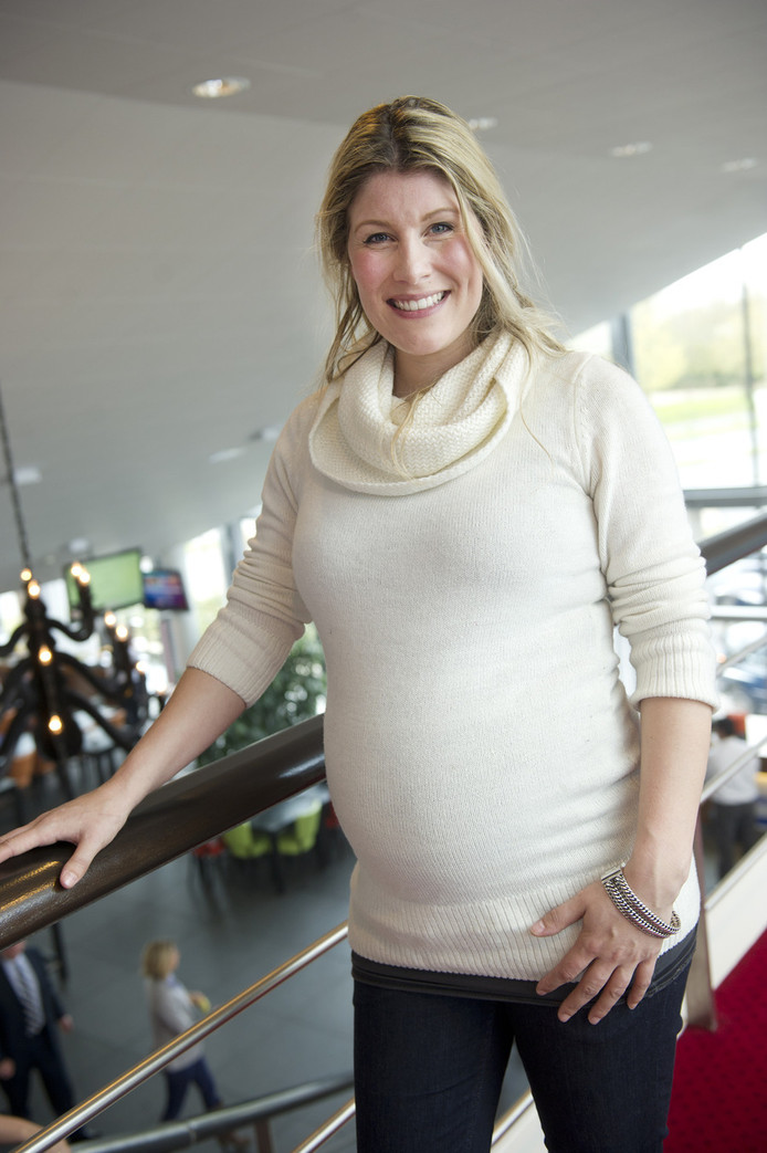 Maud Mulder in verwachting van een meisje | Sterren | AD.nl