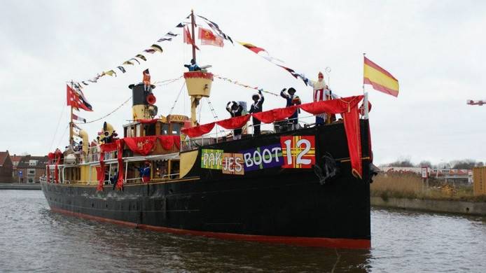 Pakjesboot 12 meert af in Willemstad | Overig | bndestem.nl