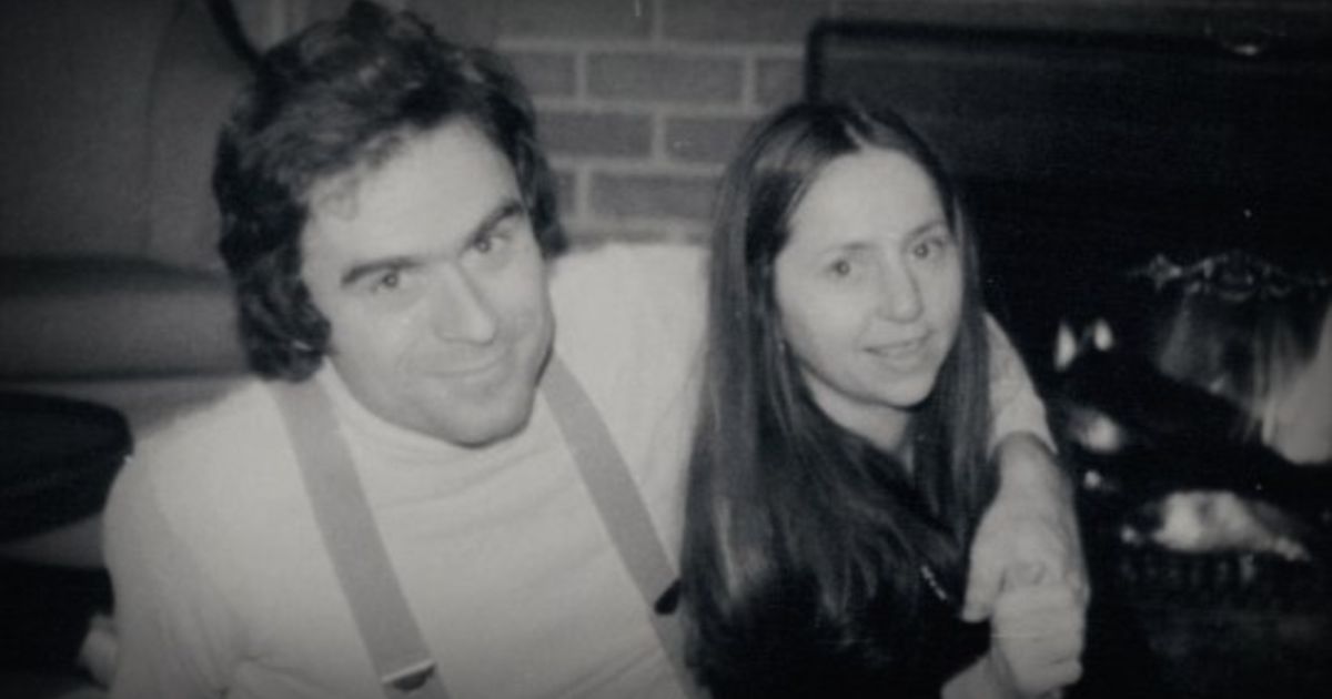 Ex-vriendin seriemoordenaar Ted Bundy klapt voor het eerst uit de ...
