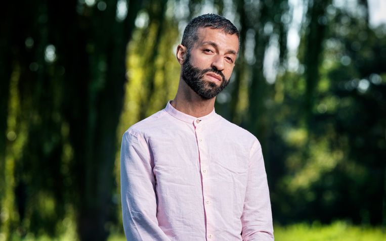 Tofik Dibi: ‘Ik was jaloers op de vrijheid die andere mensen voelden om ...